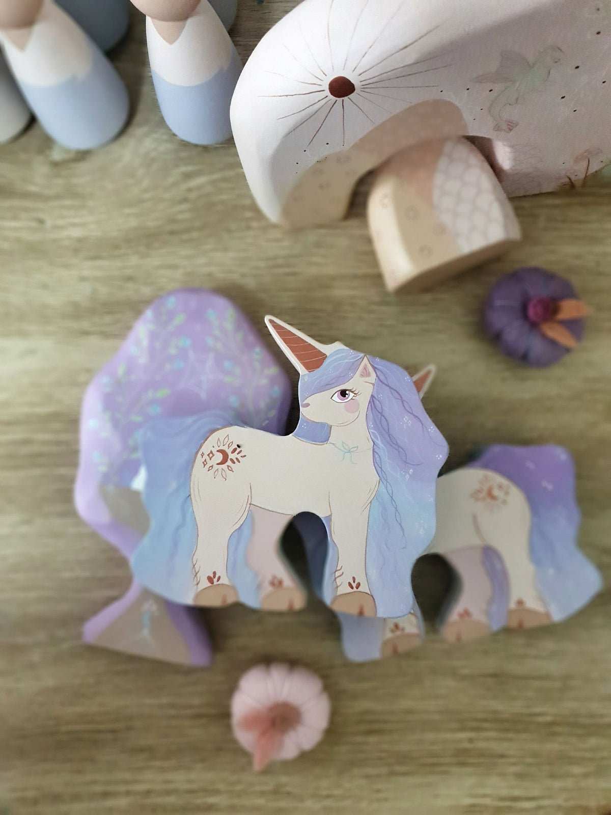 Moonbeam the Unicorn | Sunlit Folk